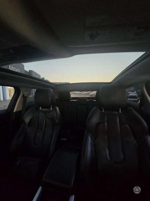 Balts Land Rover Range Rover Evoque 2012 Klaipėda, ar dzinēja tilpumu 2.00 L un nobraukumu 282 tūkst. km par 9500 €, foto 9 vietnē AUTOMOTO.COM.LV