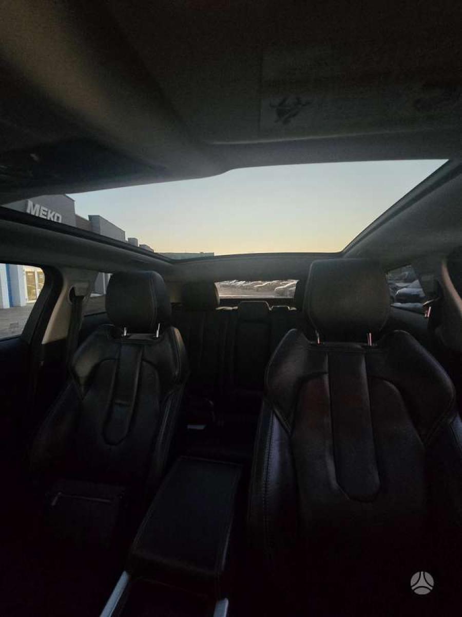 Balts Land Rover Range Rover Evoque 2012 Klaipėda, ar dzinēja tilpumu 2.00 L un nobraukumu 282 tūkst. km par 9500 €, foto 9 vietnē AUTOMOTO.COM.LV