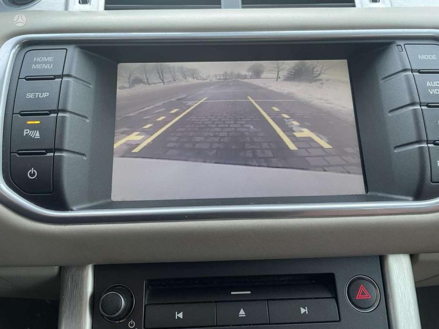 Balts Land Rover Range Rover Evoque 2012 Tauragė, ar dzinēja tilpumu 2.18 L un nobraukumu 273 tūkst. km par 7770 €, foto 13 vietnē AUTOMOTO.COM.LV
