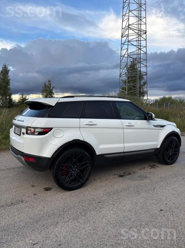 Balts Land Rover Range Rover Evoque 2012 Rīga, ar dzinēja tilpumu 2.20 L un nobraukumu 172 tūkst. km par 12500 €, foto 7 vietnē AUTOMOTO.COM.LV
