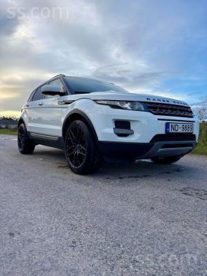 White Land Rover Range Rover Evoque 2012 in Riga, with an engine capacity of 2.20 L and mileage of 172 thousand km for 12500 €, photo 10 on AUTOMOTO.COM.LV