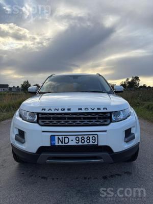White Land Rover Range Rover Evoque 2012 in Riga, with an engine capacity of 2.20 L and mileage of 172 thousand km for 12500 €, photo 20 on AUTOMOTO.COM.LV