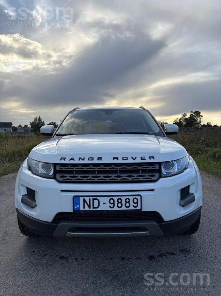 White Land Rover Range Rover Evoque 2012 in Riga, with an engine capacity of 2.20 L and mileage of 172 thousand km for 12500 €, photo 20 on AUTOMOTO.COM.LV