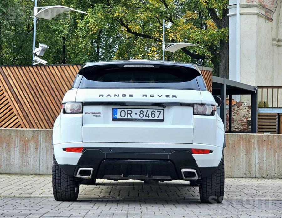White Land Rover Range Rover Evoque 2012 in Jelgava, with an engine capacity of 2.20 L and mileage of 149 thousand km for 10900 €, photo 8 on AUTOMOTO.COM.LV