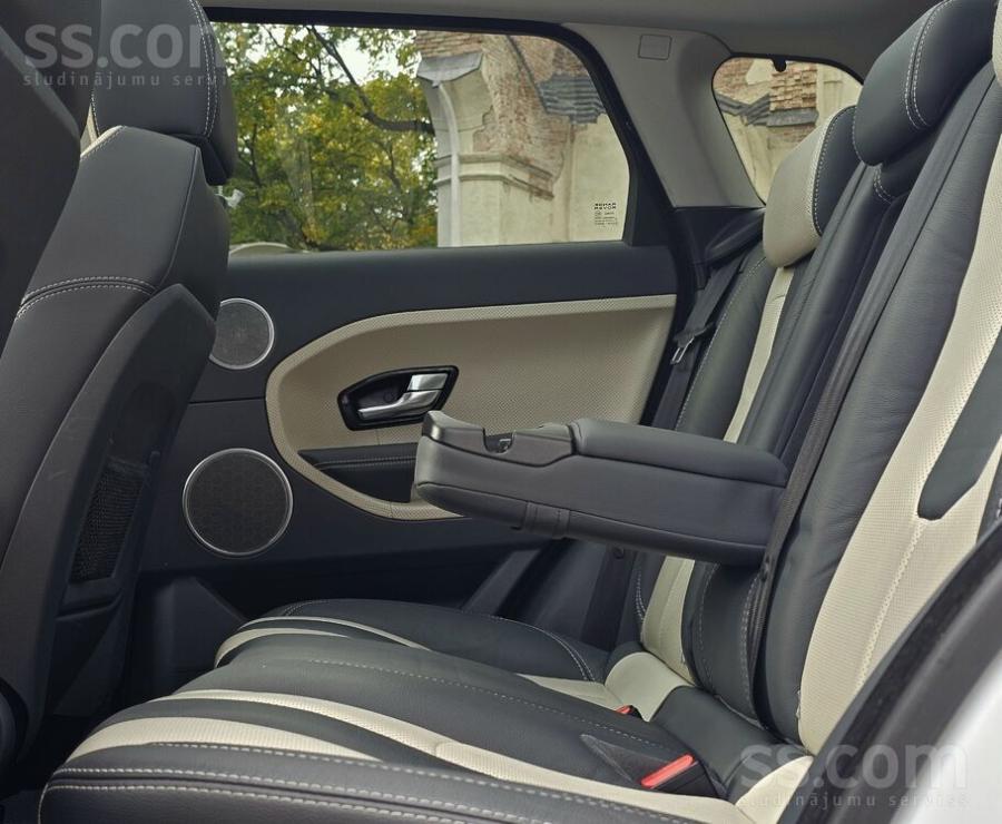 White Land Rover Range Rover Evoque 2012 in Jelgava, with an engine capacity of 2.20 L and mileage of 149 thousand km for 10900 €, photo 15 on AUTOMOTO.COM.LV