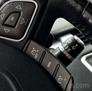 White Land Rover Range Rover Evoque 2012 in Jelgava, with an engine capacity of 2.20 L and mileage of 149 thousand km for 10900 €, photo 18 on AUTOMOTO.COM.LV