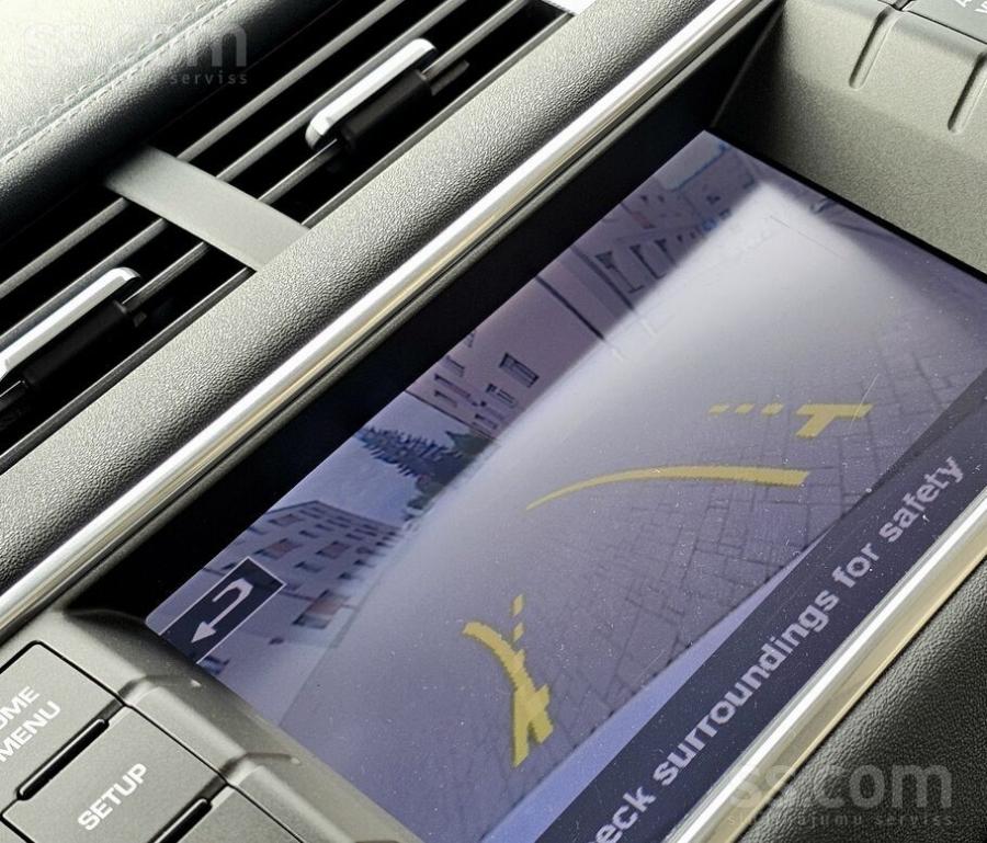 White Land Rover Range Rover Evoque 2012 in Jelgava, with an engine capacity of 2.20 L and mileage of 149 thousand km for 10900 €, photo 21 on AUTOMOTO.COM.LV