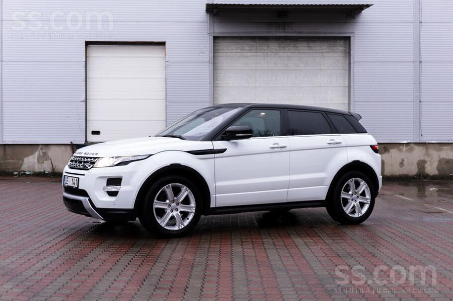 White Land Rover Range Rover Evoque 2013 in Riga, with an engine capacity of 2.20 L and mileage of 147 thousand km for 12100 €, photo 3 on AUTOMOTO.COM.LV