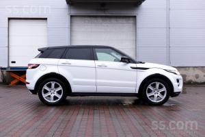 White Land Rover Range Rover Evoque 2013 in Riga, with an engine capacity of 2.20 L and mileage of 147 thousand km for 12100 €, photo 12 on AUTOMOTO.COM.LV