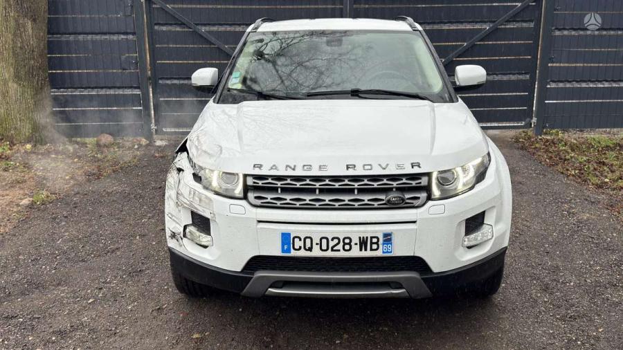 Balts Land Rover Range Rover Evoque 2013 Jonava, ar dzinēja tilpumu 2.18 L un nobraukumu 270 tūkst. km par 5200 €, foto 10 vietnē AUTOMOTO.COM.LV