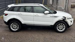 Balts Land Rover Range Rover Evoque 2013 Jonava, ar dzinēja tilpumu 2.18 L un nobraukumu 270 tūkst. km par 5200 €, foto 12 vietnē AUTOMOTO.COM.LV