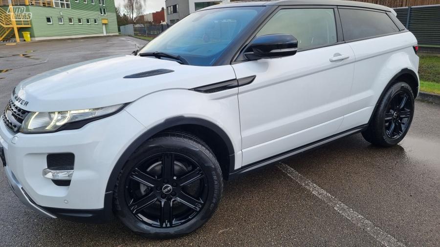 White Land Rover Range Rover Evoque 2013 in Siauliai, with an engine capacity of 2.20 L and mileage of 170 thousand km for 10500 €, photo 11 on AUTOMOTO.COM.LV