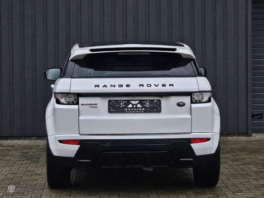 White Land Rover Range Rover Evoque 2013 in Kaunas, with an engine capacity of 2.20 L and mileage of 248 thousand km for 12750 €, photo 4 on AUTOMOTO.COM.LV