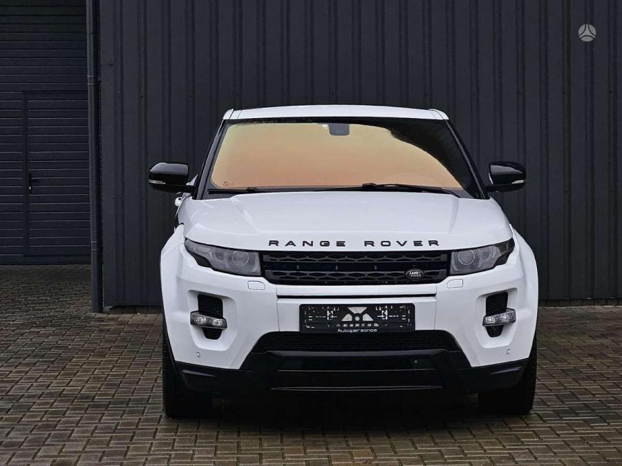 White Land Rover Range Rover Evoque 2013 in Kaunas, with an engine capacity of 2.20 L and mileage of 248 thousand km for 12750 €, photo 5 on AUTOMOTO.COM.LV