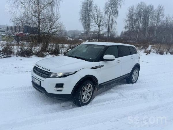 Balts Land Rover Range Rover Evoque 2013 Aizkraukle, ar dzinēja tilpumu 2.20 L un nobraukumu 0 tūkst. km par 11500 €, foto 6 vietnē AUTOMOTO.COM.LV