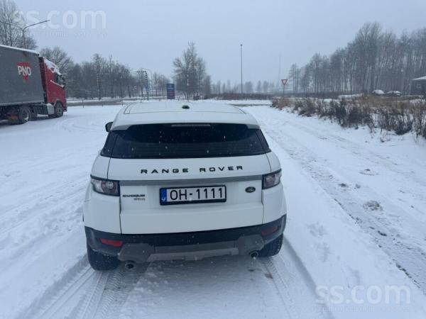 Balts Land Rover Range Rover Evoque 2013 Aizkraukle, ar dzinēja tilpumu 2.20 L un nobraukumu 0 tūkst. km par 11500 €, foto 9 vietnē AUTOMOTO.COM.LV
