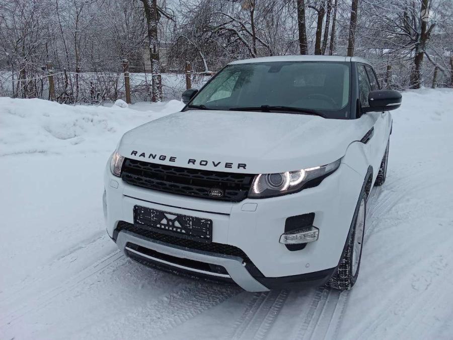 White Land Rover Range Rover Evoque 2013 in Alytus, with an engine capacity of 2.18 L and mileage of 264 thousand km for 9200 €, photo 5 on AUTOMOTO.COM.LV
