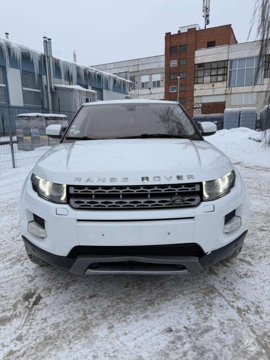 White Land Rover Range Rover Evoque 2013 in Kaunas, with an engine capacity of 2.18 L and mileage of 380 thousand km for 6850 €, photo 3 on AUTOMOTO.COM.LV