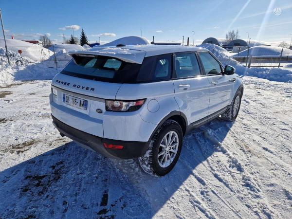 Balts Land Rover Range Rover Evoque 2013 Tauragė, ar dzinēja tilpumu 2.18 L un nobraukumu 217 tūkst. km par 6500 €, foto 4 vietnē AUTOMOTO.COM.LV