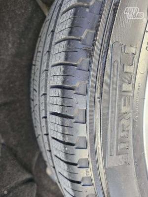 Balts Land Rover Range Rover Evoque 2013 Šauļi, ar dzinēja tilpumu 2.00 L un nobraukumu 257 tūkst. km par 12450 €, foto 26 vietnē AUTOMOTO.COM.LV