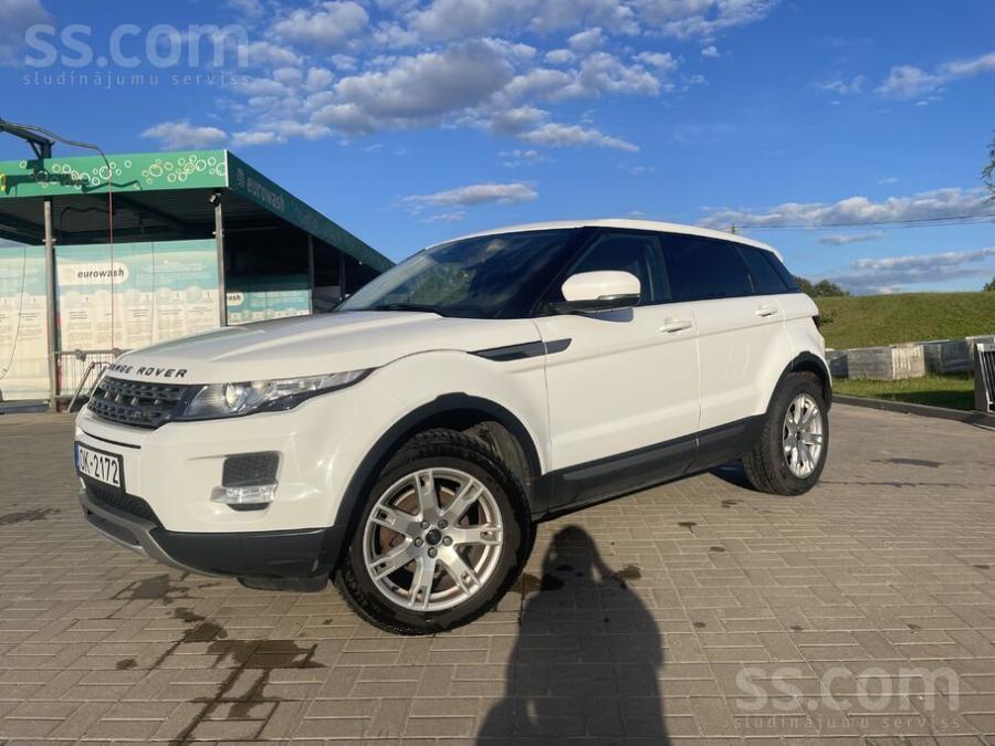 Balts Land Rover Range Rover Evoque 2013 Rēzekne, ar dzinēja tilpumu 2.20 L un nobraukumu 245 tūkst. km par 10250 €, foto 9 vietnē AUTOMOTO.COM.LV