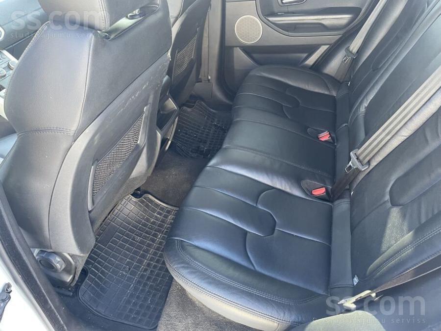 Balts Land Rover Range Rover Evoque 2013 Rēzekne, ar dzinēja tilpumu 2.20 L un nobraukumu 245 tūkst. km par 10250 €, foto 12 vietnē AUTOMOTO.COM.LV