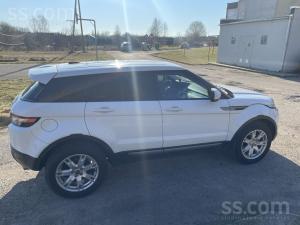 Balts Land Rover Range Rover Evoque 2013 Rēzekne, ar dzinēja tilpumu 2.20 L un nobraukumu 245 tūkst. km par 10250 €, foto 23 vietnē AUTOMOTO.COM.LV