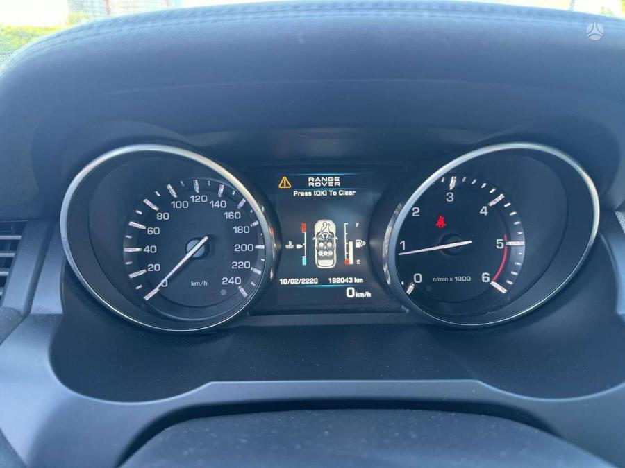 Balts Land Rover Range Rover Evoque 2013 Viļņa, ar dzinēja tilpumu 2.18 L un nobraukumu 192 tūkst. km par 7200 €, foto 15 vietnē AUTOMOTO.COM.LV