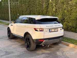 White Land Rover Range Rover Evoque 2013 in Riga, with an engine capacity of 2.20 L and mileage of 245 thousand km for 10950 €, photo 5 on AUTOMOTO.COM.LV