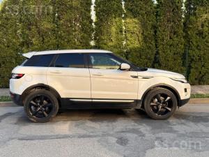 White Land Rover Range Rover Evoque 2013 in Riga, with an engine capacity of 2.20 L and mileage of 245 thousand km for 10950 €, photo 6 on AUTOMOTO.COM.LV