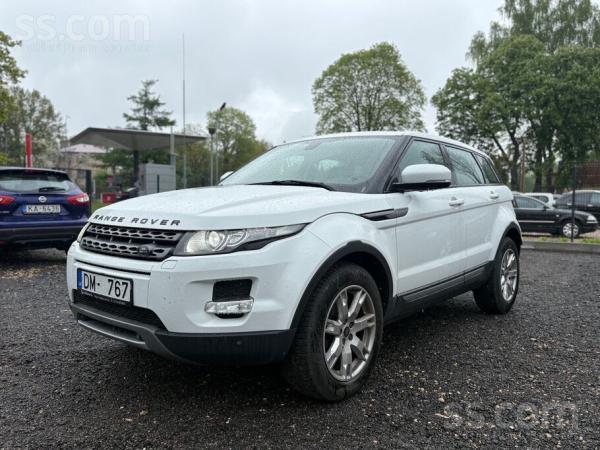 Balts Land Rover Range Rover Evoque 2013 Rīga, ar dzinēja tilpumu 2.20 L un nobraukumu 0 tūkst. km par 8900 €, foto 1 vietnē AUTOMOTO.COM.LV