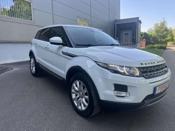 White Land Rover Range Rover Evoque 2013 in Alytus, with an engine capacity of 2.18 L and mileage of 269 thousand km for 8900 €, photo 3 on AUTOMOTO.COM.LV