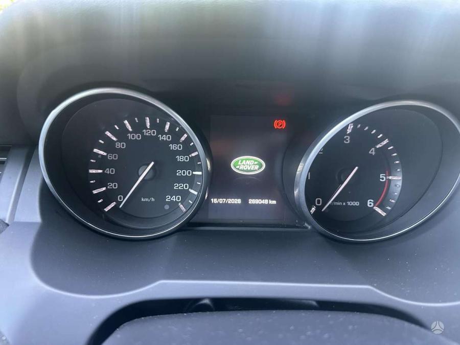 Balts Land Rover Range Rover Evoque 2013 Alīta, ar dzinēja tilpumu 2.18 L un nobraukumu 269 tūkst. km par 8900 €, foto 19 vietnē AUTOMOTO.COM.LV
