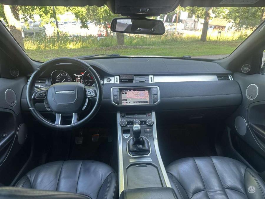 Balts Land Rover Range Rover Evoque 2013 Alīta, ar dzinēja tilpumu 2.18 L un nobraukumu 269 tūkst. km par 8900 €, foto 31 vietnē AUTOMOTO.COM.LV