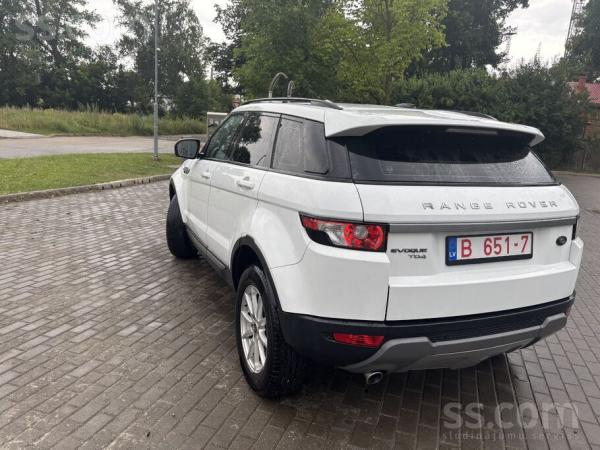 Balts Land Rover Range Rover Evoque 2013 Rēzekne, ar dzinēja tilpumu 2.20 L un nobraukumu 289 tūkst. km par 9100 €, foto 6 vietnē AUTOMOTO.COM.LV