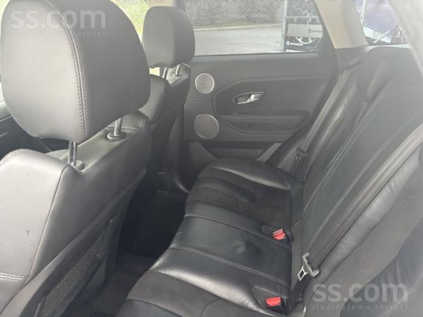 Balts Land Rover Range Rover Evoque 2013 Rēzekne, ar dzinēja tilpumu 2.20 L un nobraukumu 289 tūkst. km par 9100 €, foto 9 vietnē AUTOMOTO.COM.LV