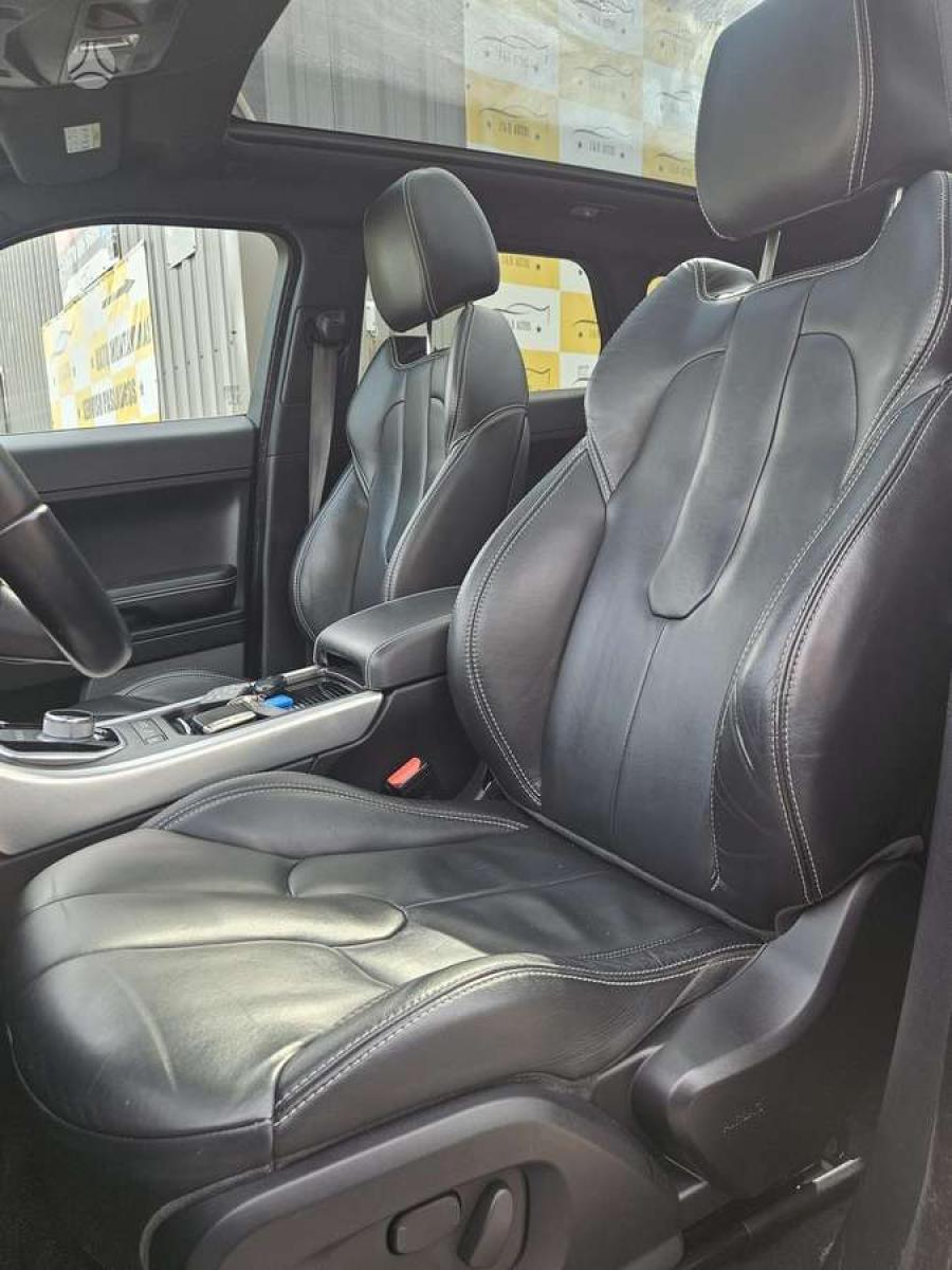White Land Rover Range Rover Evoque 2013 in Siauliai, with an engine capacity of 2.00 L and mileage of 257 thousand km for 12450 €, photo 14 on AUTOMOTO.COM.LV