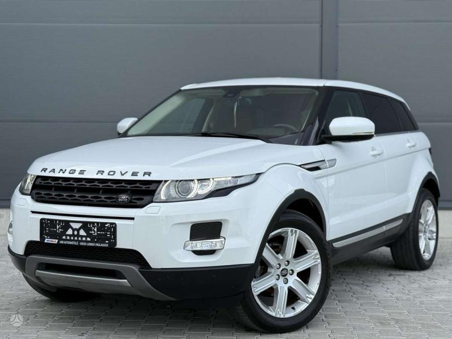 White Land Rover Range Rover Evoque 2013 in Siauliai, with an engine capacity of 2.18 L and mileage of 209 thousand km for 12950 €, photo 3 on AUTOMOTO.COM.LV