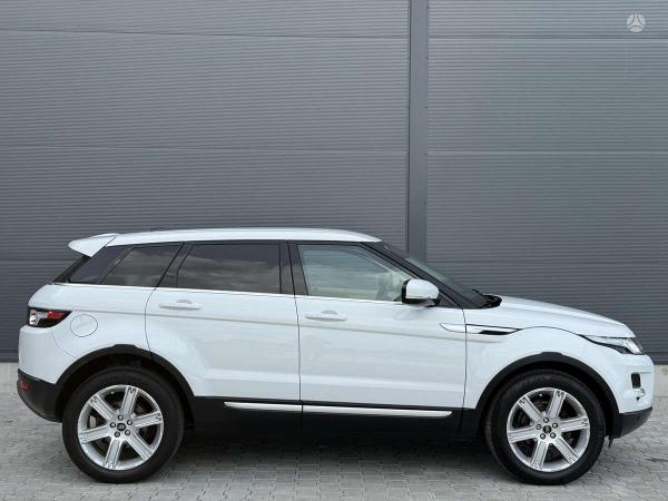 Balts Land Rover Range Rover Evoque 2013 Šauļi, ar dzinēja tilpumu 2.18 L un nobraukumu 209 tūkst. km par 12950 €, foto 6 vietnē AUTOMOTO.COM.LV