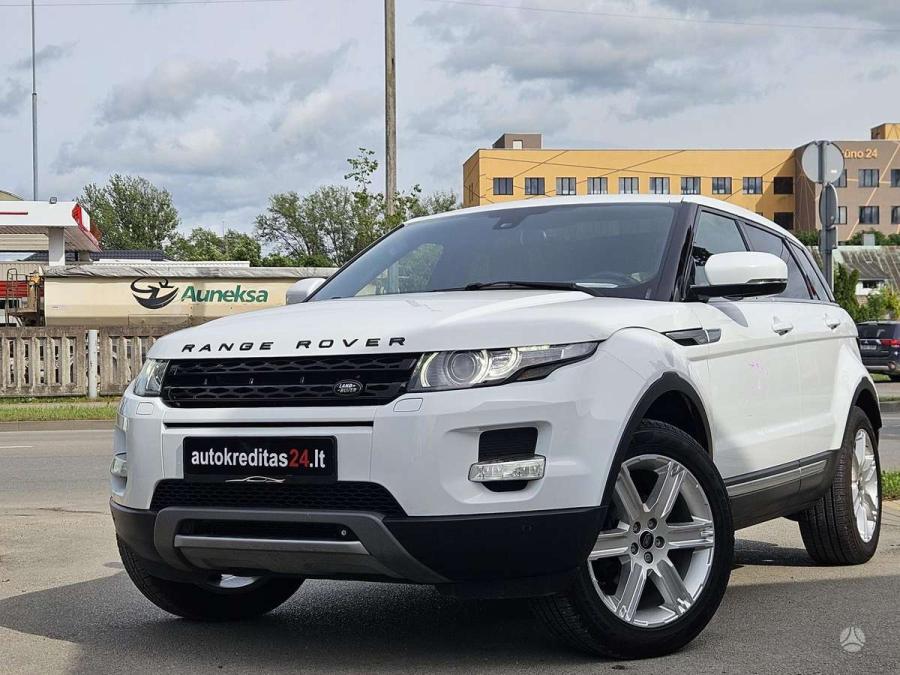 White Land Rover Range Rover Evoque 2013 in Siauliai, with an engine capacity of 2.00 L and mileage of 257 thousand km for 12450 €, photo 5 on AUTOMOTO.COM.LV