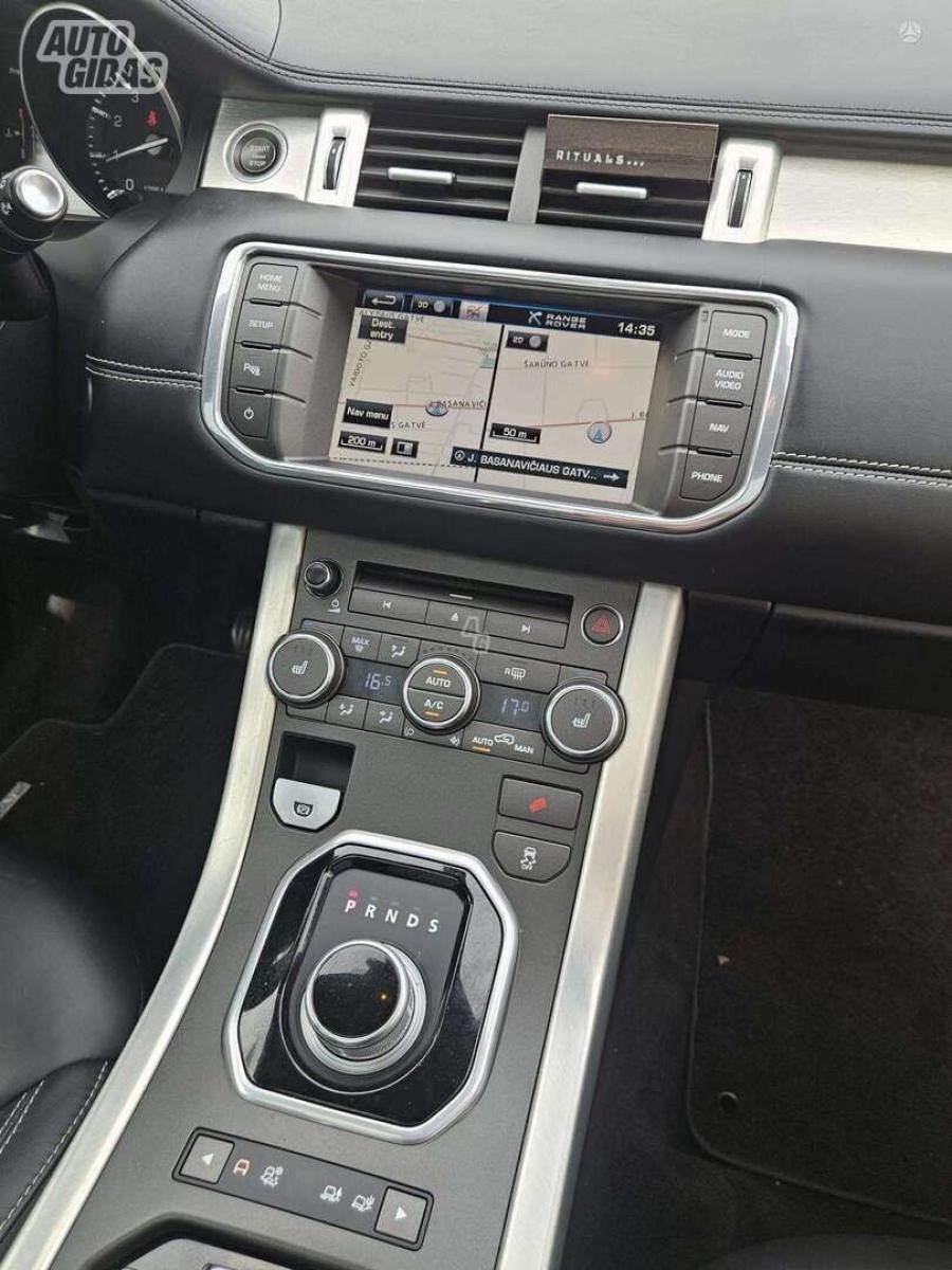 Balts Land Rover Range Rover Evoque 2013 Šauļi, ar dzinēja tilpumu 2.00 L un nobraukumu 257 tūkst. km par 12450 €, foto 22 vietnē AUTOMOTO.COM.LV