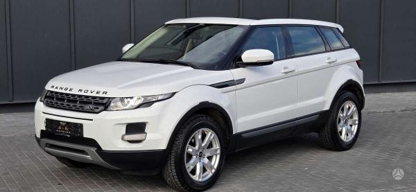 White Land Rover Range Rover Evoque 2013 in Siauliai, with an engine capacity of 2.20 L and mileage of 325 thousand km for 6999 €, photo 3 on AUTOMOTO.COM.LV