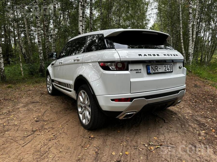 Balts Land Rover Range Rover Evoque 2013 Rīga, ar dzinēja tilpumu 2.20 L un nobraukumu 255 tūkst. km par 8900 €, foto 6 vietnē AUTOMOTO.COM.LV