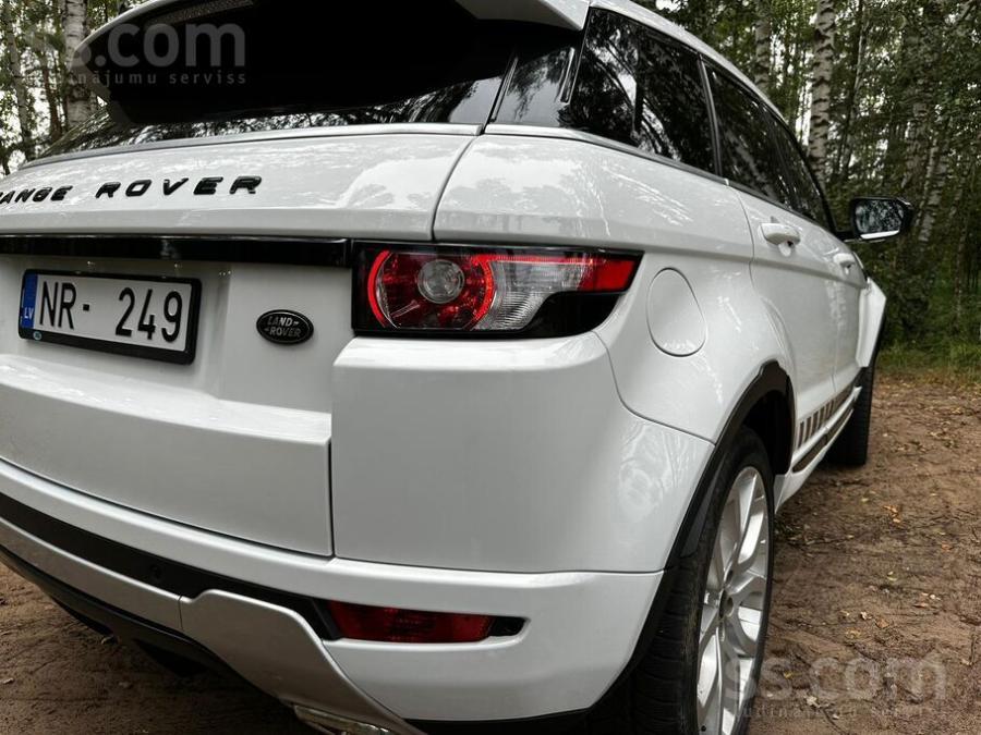 Balts Land Rover Range Rover Evoque 2013 Rīga, ar dzinēja tilpumu 2.20 L un nobraukumu 255 tūkst. km par 8900 €, foto 10 vietnē AUTOMOTO.COM.LV