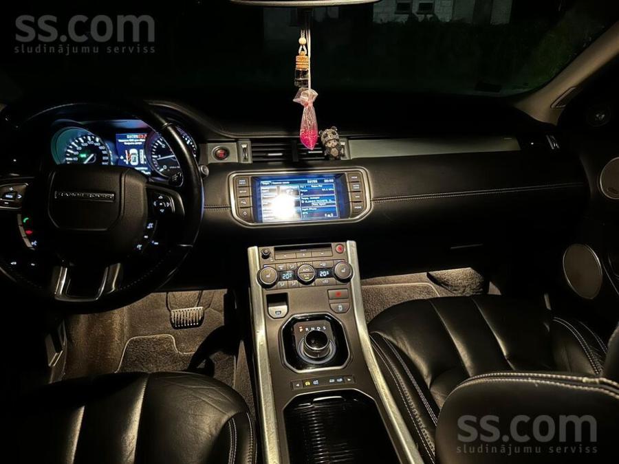 Balts Land Rover Range Rover Evoque 2013 Rīga, ar dzinēja tilpumu 2.20 L un nobraukumu 255 tūkst. km par 8900 €, foto 13 vietnē AUTOMOTO.COM.LV