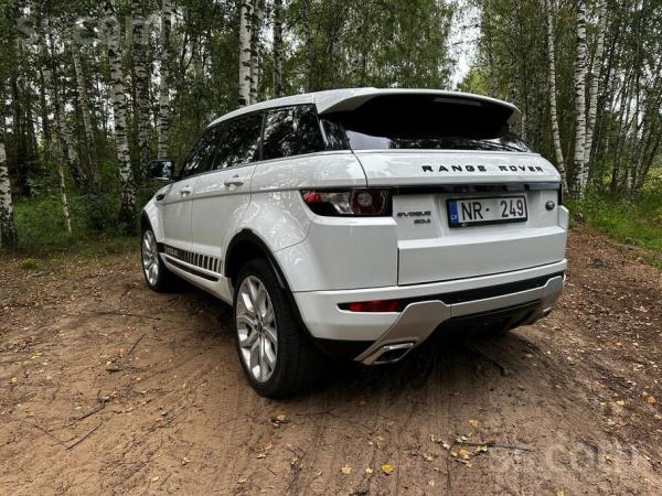 Balts Land Rover Range Rover Evoque 2013 Rīga, ar dzinēja tilpumu 2.20 L un nobraukumu 255 tūkst. km par 8900 €, foto 6 vietnē AUTOMOTO.COM.LV