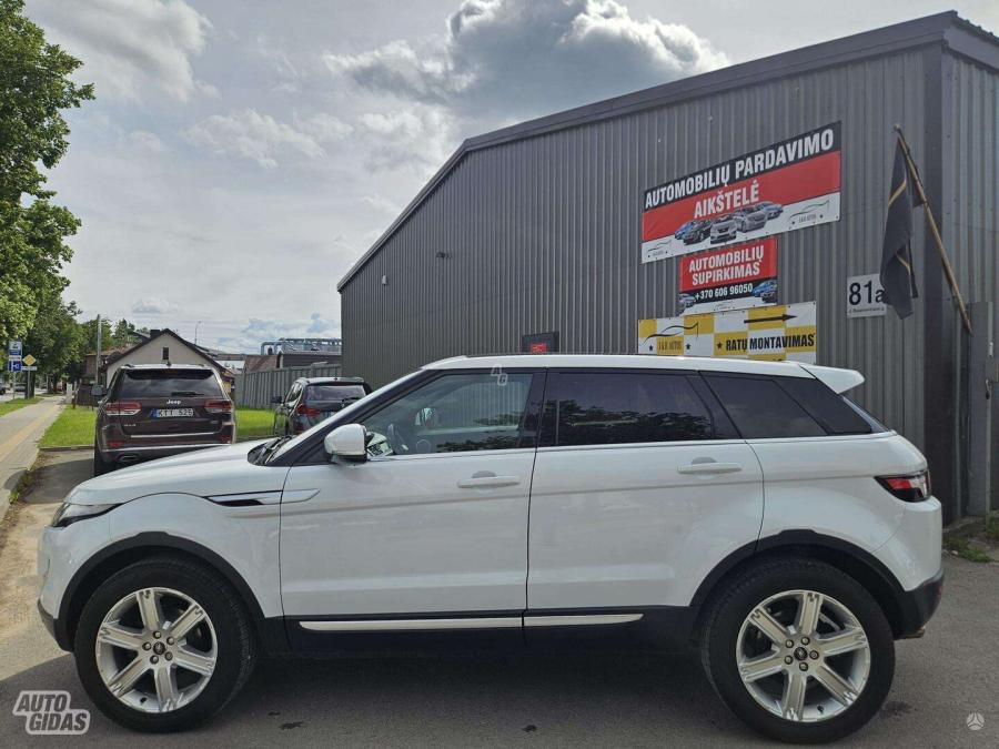 White Land Rover Range Rover Evoque 2013 in Siauliai, with an engine capacity of 2.00 L and mileage of 257 thousand km for 12450 €, photo 11 on AUTOMOTO.COM.LV