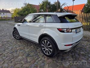White Land Rover Range Rover Evoque 2014 in Jelgava, with an engine capacity of 2.20 L and mileage of 0 thousand km for 12900 €, photo 7 on AUTOMOTO.COM.LV
