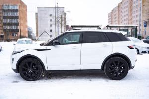 White Land Rover Range Rover Evoque 2014 in Liepaja, with an engine capacity of 2.00 L and mileage of 152 thousand km for 13500 €, photo 7 on AUTOMOTO.COM.LV