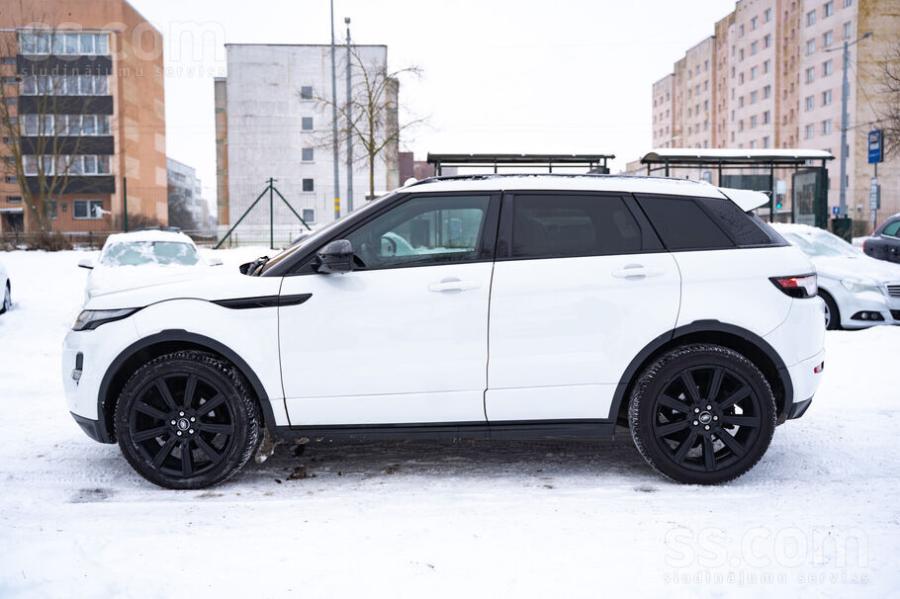 White Land Rover Range Rover Evoque 2014 in Liepaja, with an engine capacity of 2.00 L and mileage of 152 thousand km for 13500 €, photo 7 on AUTOMOTO.COM.LV